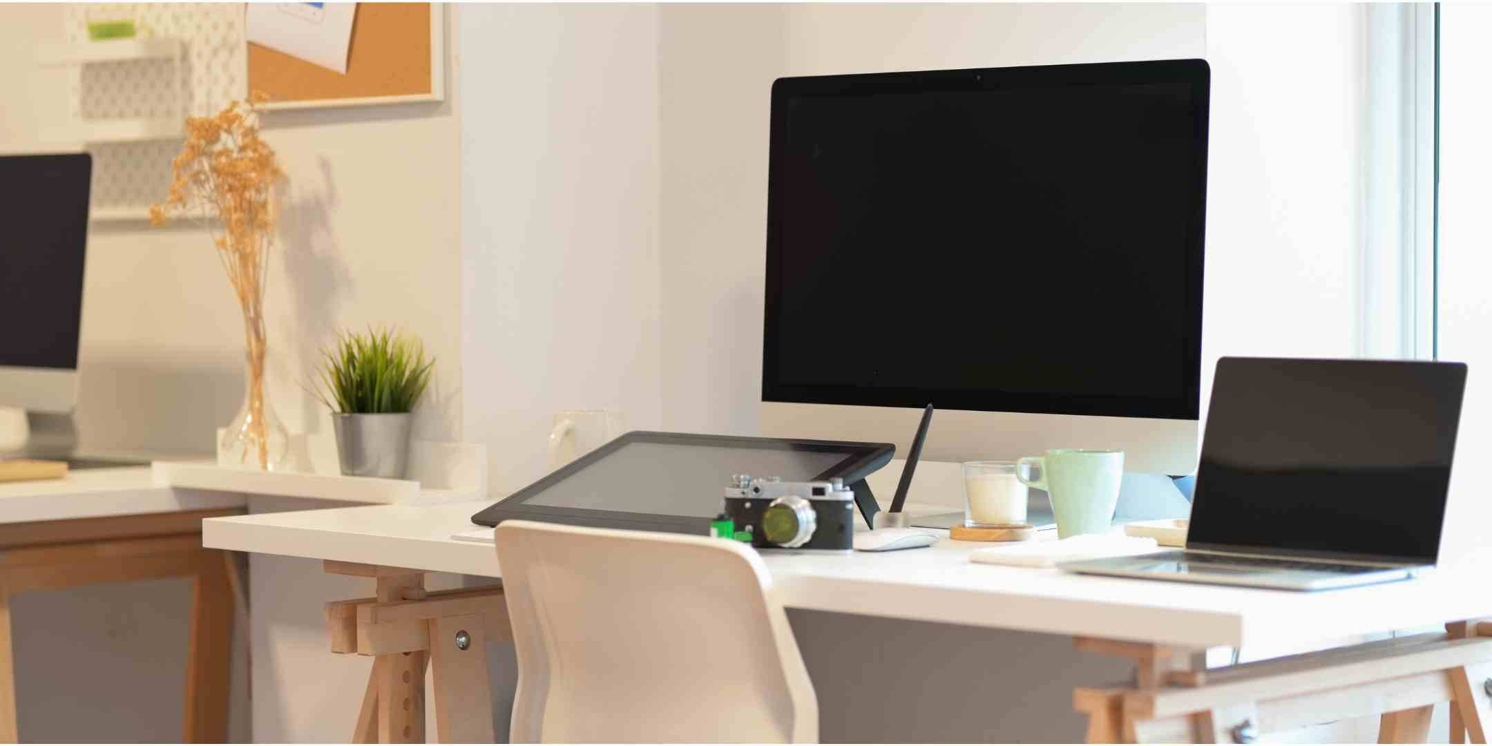 Choosing the Right Foldable Computer Table for Your Home Office ...