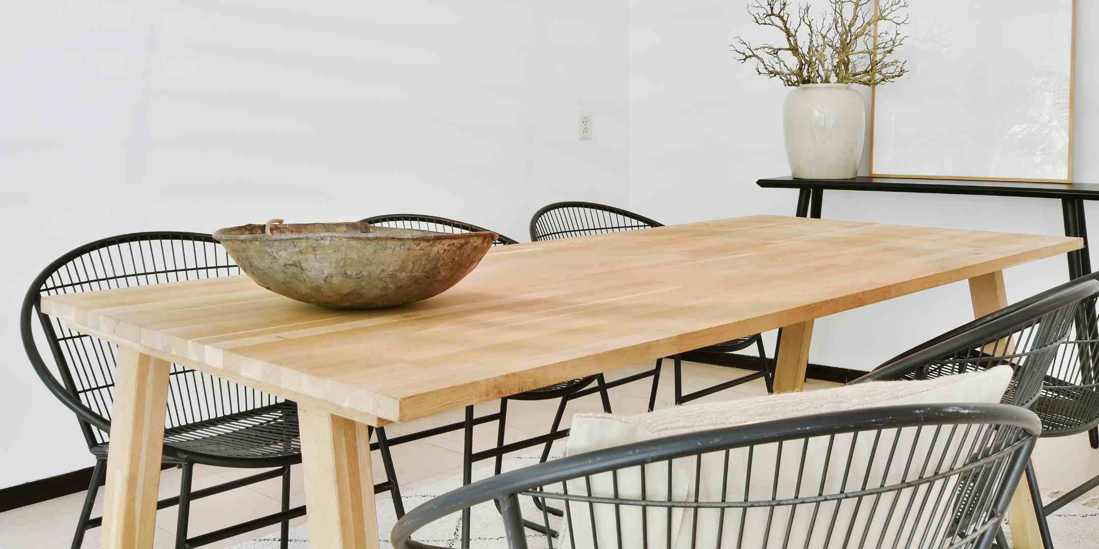 How to Protect Your Dining Table from Everyday Damage – Megafurniture